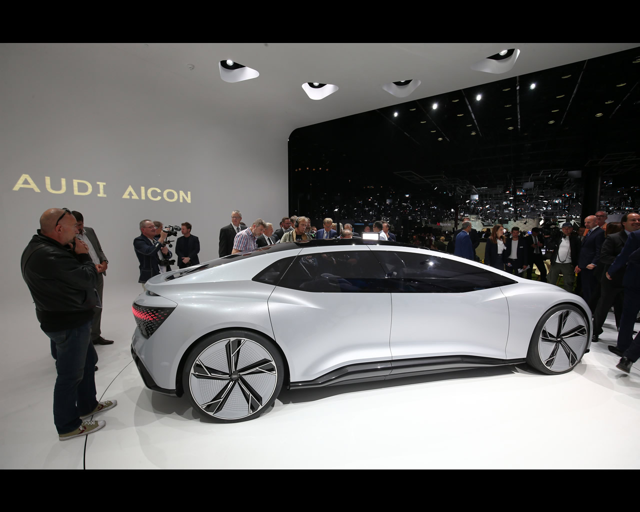 Audi Aicon 2017 Concept Electric and Autonomous